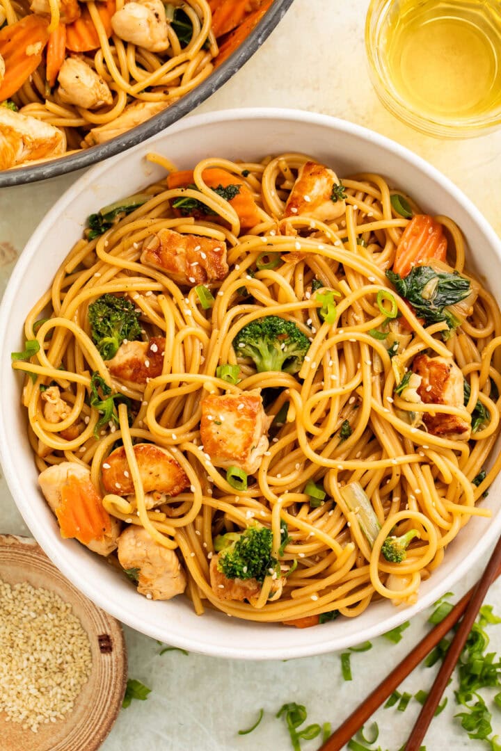 Sesame Chicken Lo Mein - 40 Aprons
